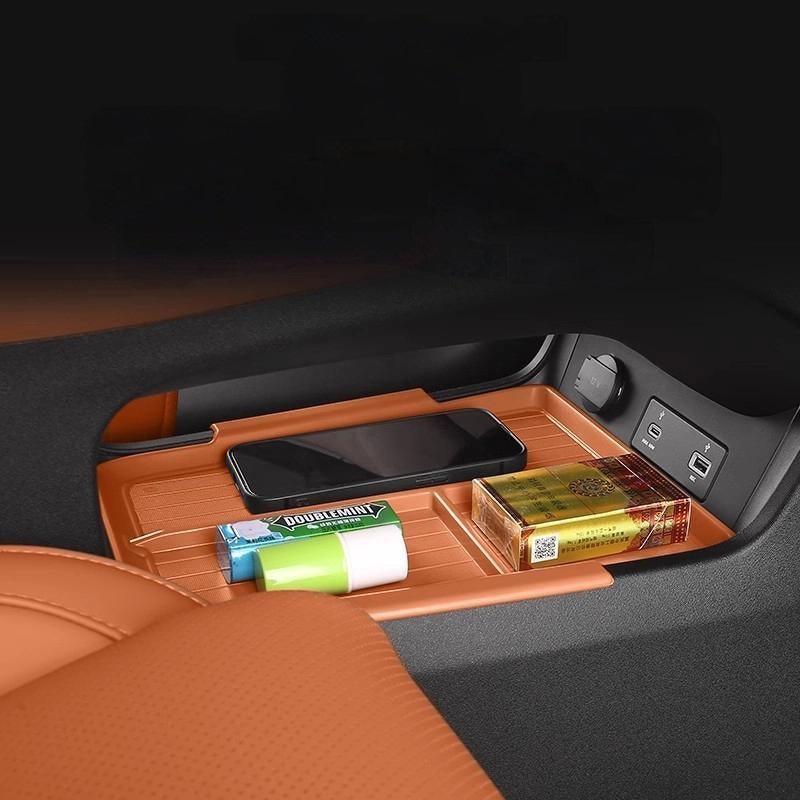 Lower center console storage box for Leapmotor C10 – COSYEV